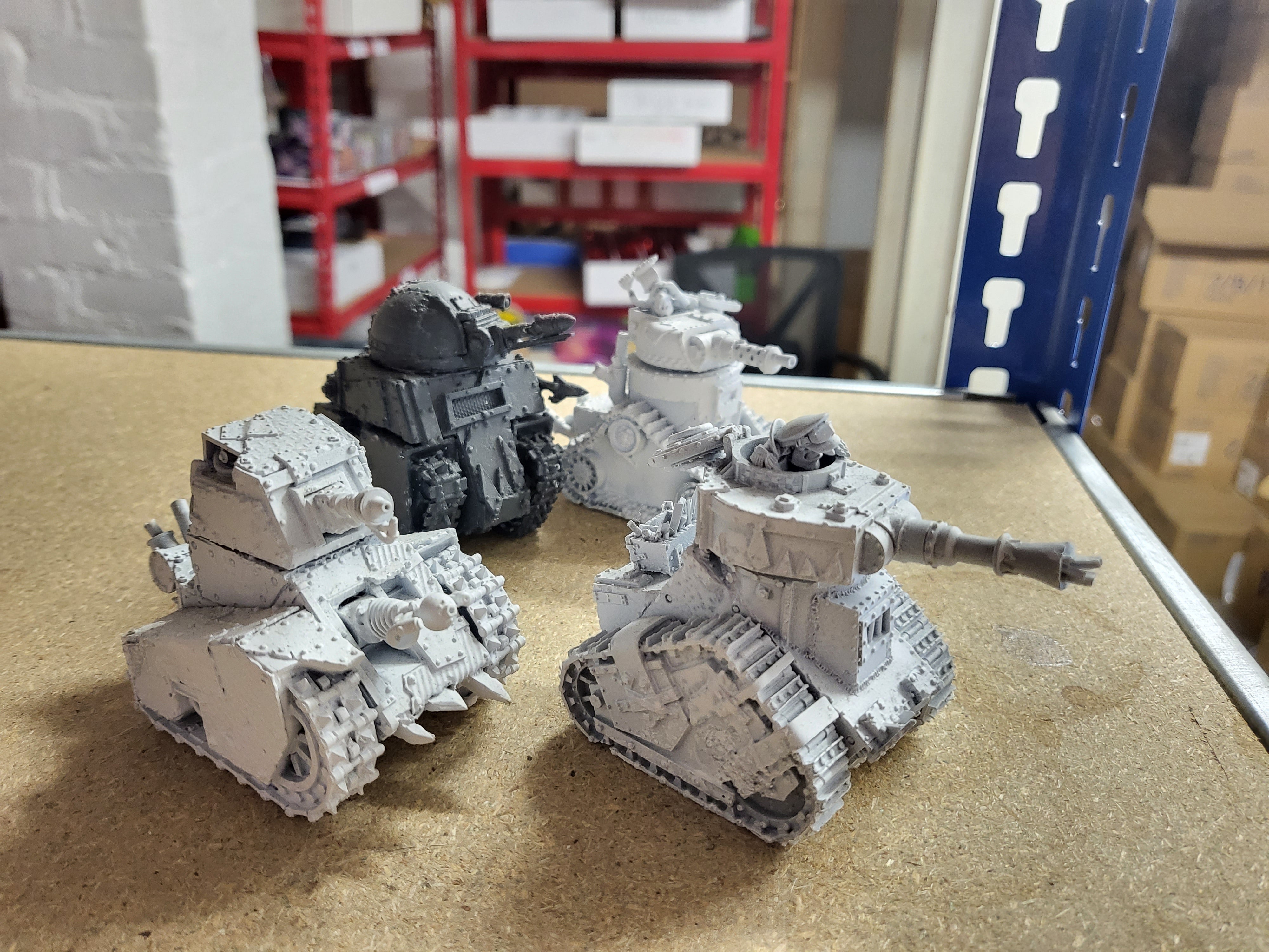 Warhammer 40k Ork Grot Tanks x4 FW OOP Rare (BA213)